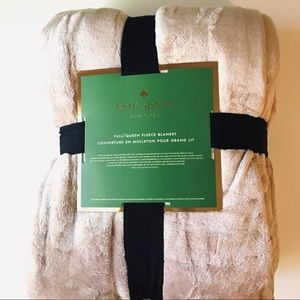 kate spade | Bedding | Kate Spade Fleece Throw Blanket Full Queen Pink ...